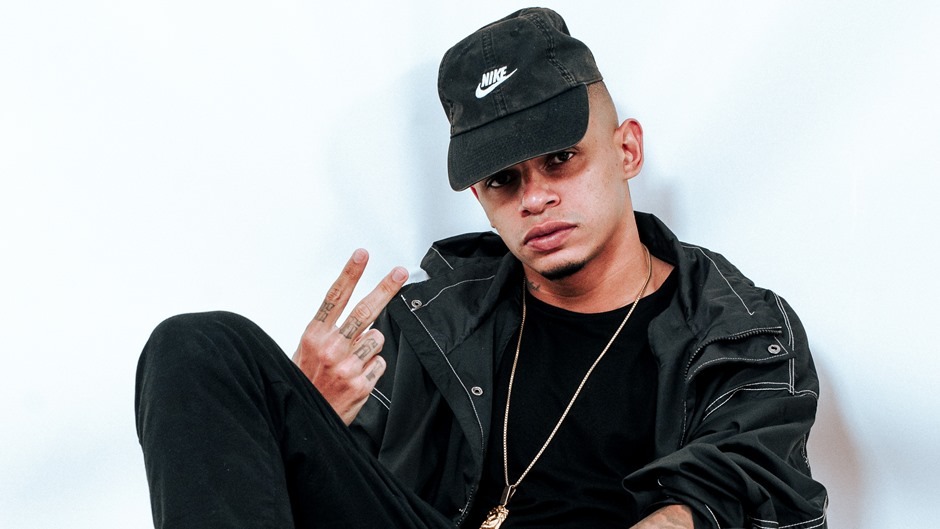 Grupo Akatu e MC Maneirinho no Alto Vidigal Brasil: Um show imperdível ...